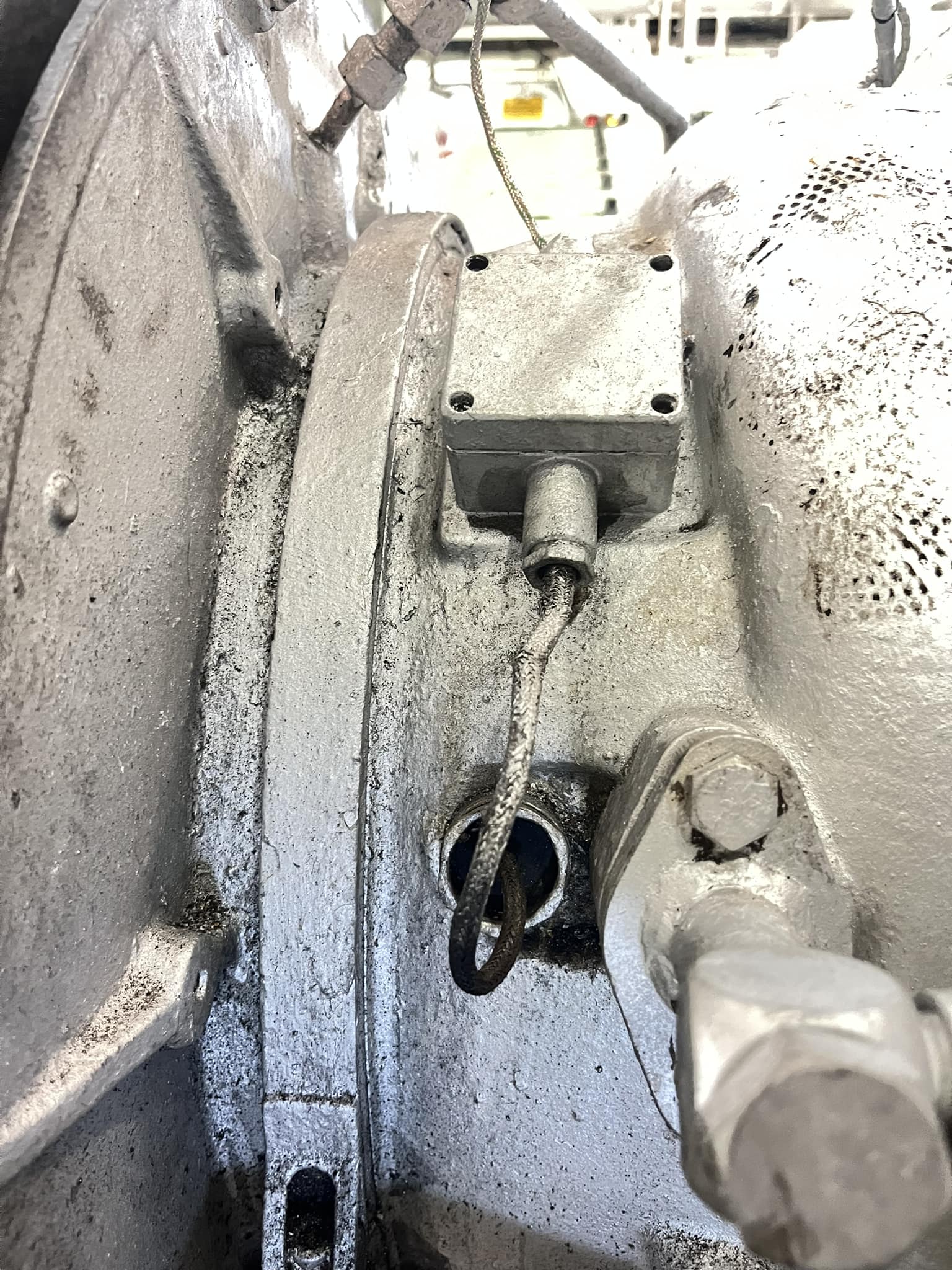 Troubleshooting for Main Engine Tachometer Discrepancy High Alarm ( CME ...